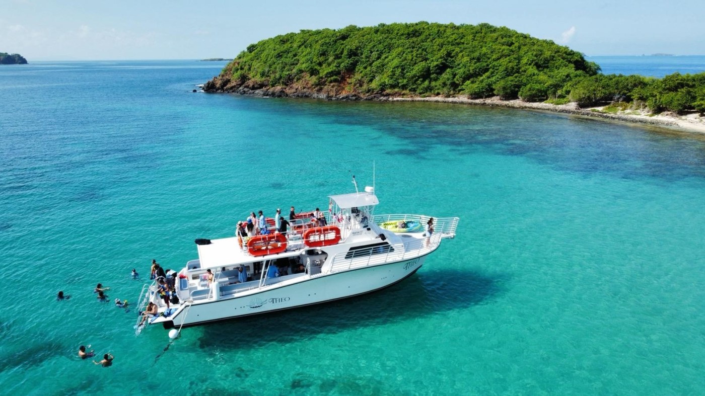 Theo Culebra Experience | Snorkel and Beach Tour